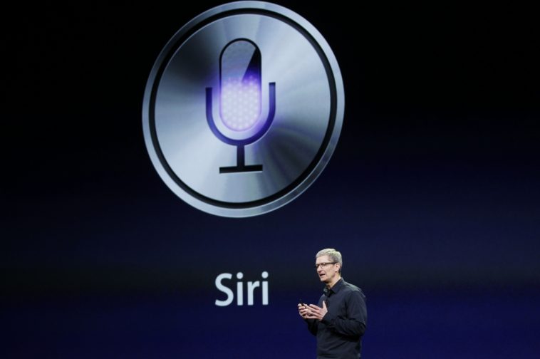 Meet The Woman And The Man Behind The Apple's Voice Siri - SmuGG BuGG